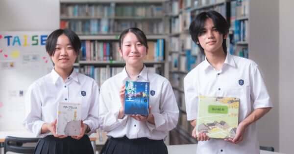 本でつながる、人とつながる。図書委員が本の紹介記事を作成するNewsPicks内の「LIBRARY」とは？【PR】